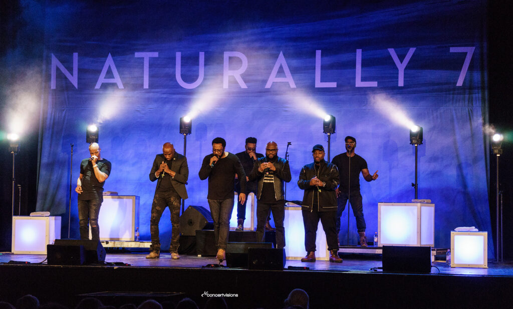 Naturally 7 - doppelte Tour - Concertvisions