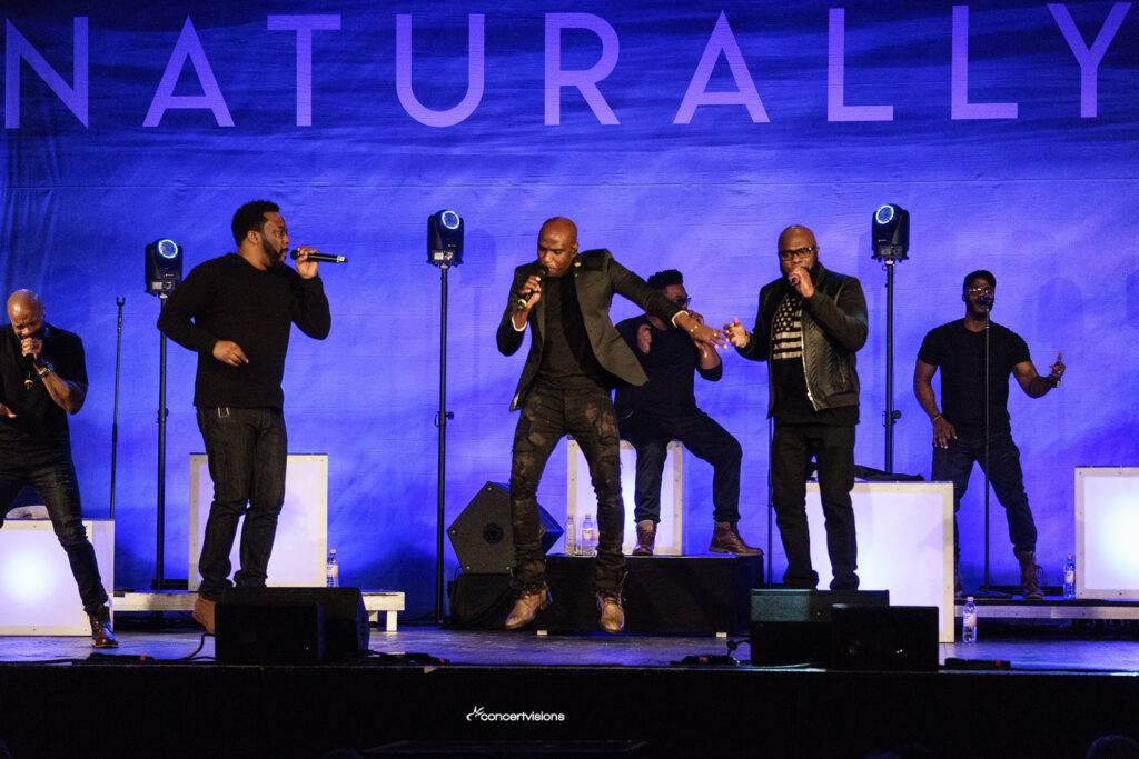 Naturally 7 im ausverkauften Capitol Mannheim - Concertvisions